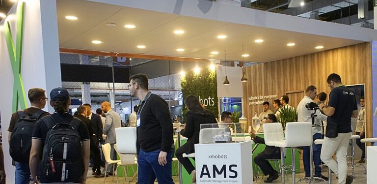 Xmobots apresenta nova fase na feira DroneShow 2025 com estande maior ...